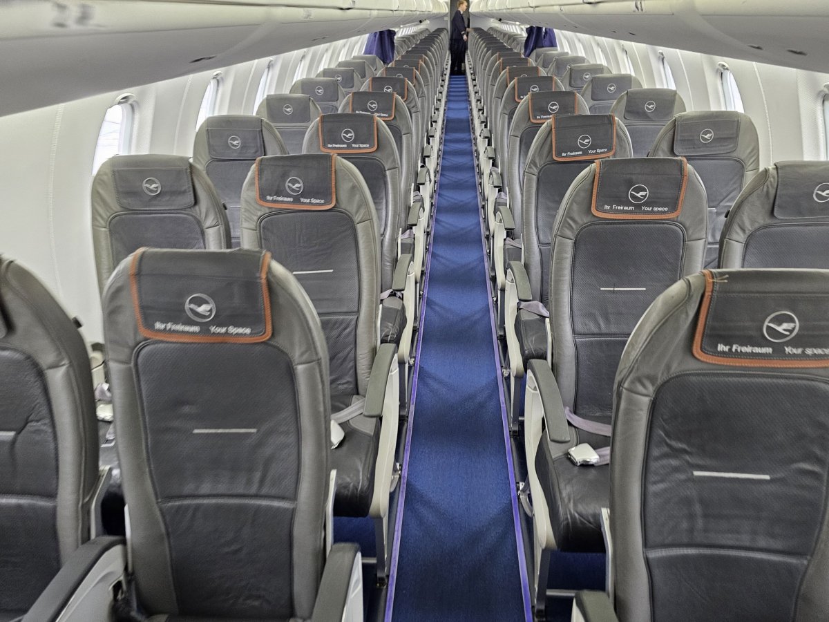 Lufthansa CRJ900: ulasan kelas bisnis domestik (MUC-FRA)