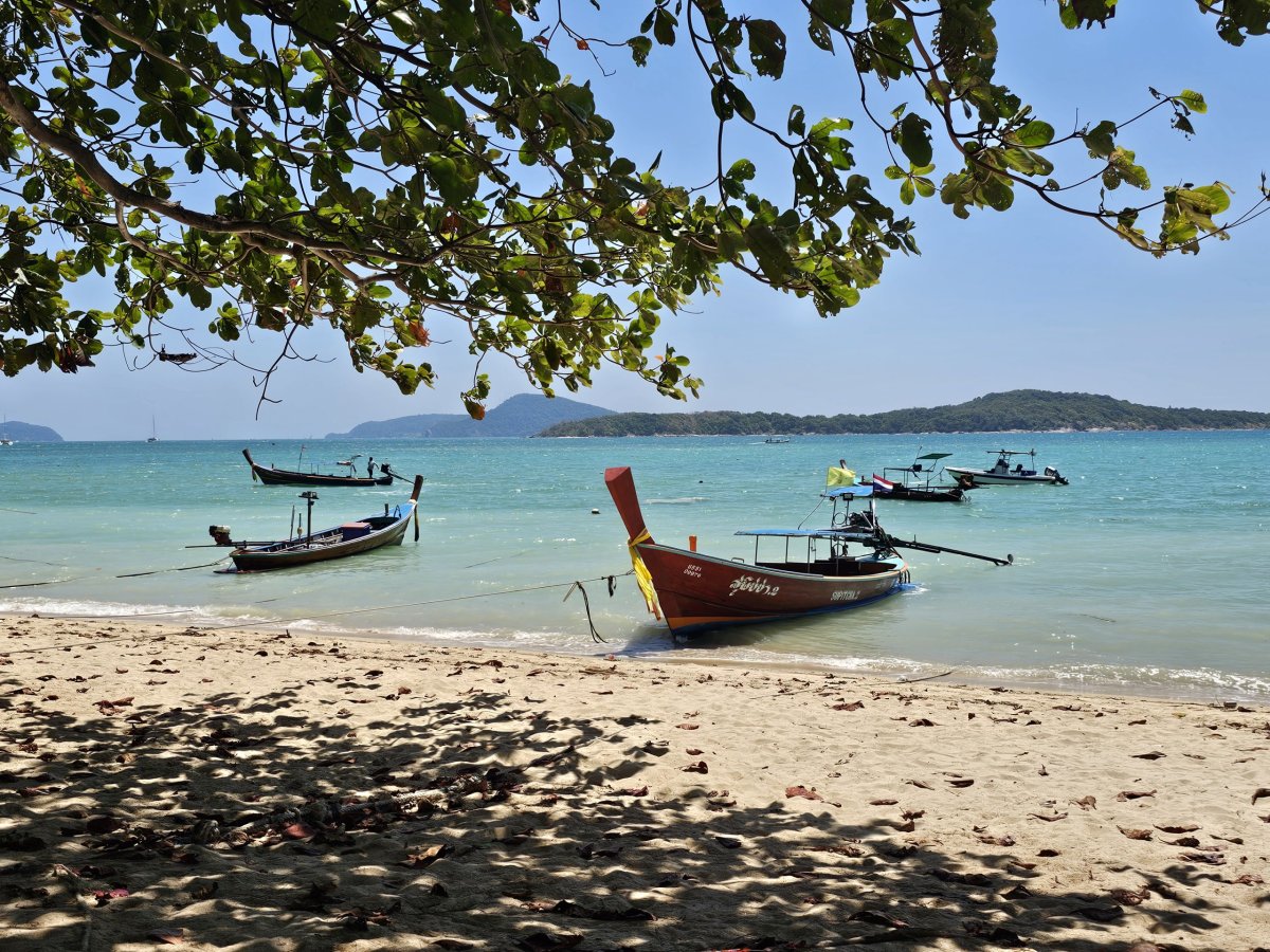 Kata Noi Beach, Phuket - semua yang perlu Anda ketahui